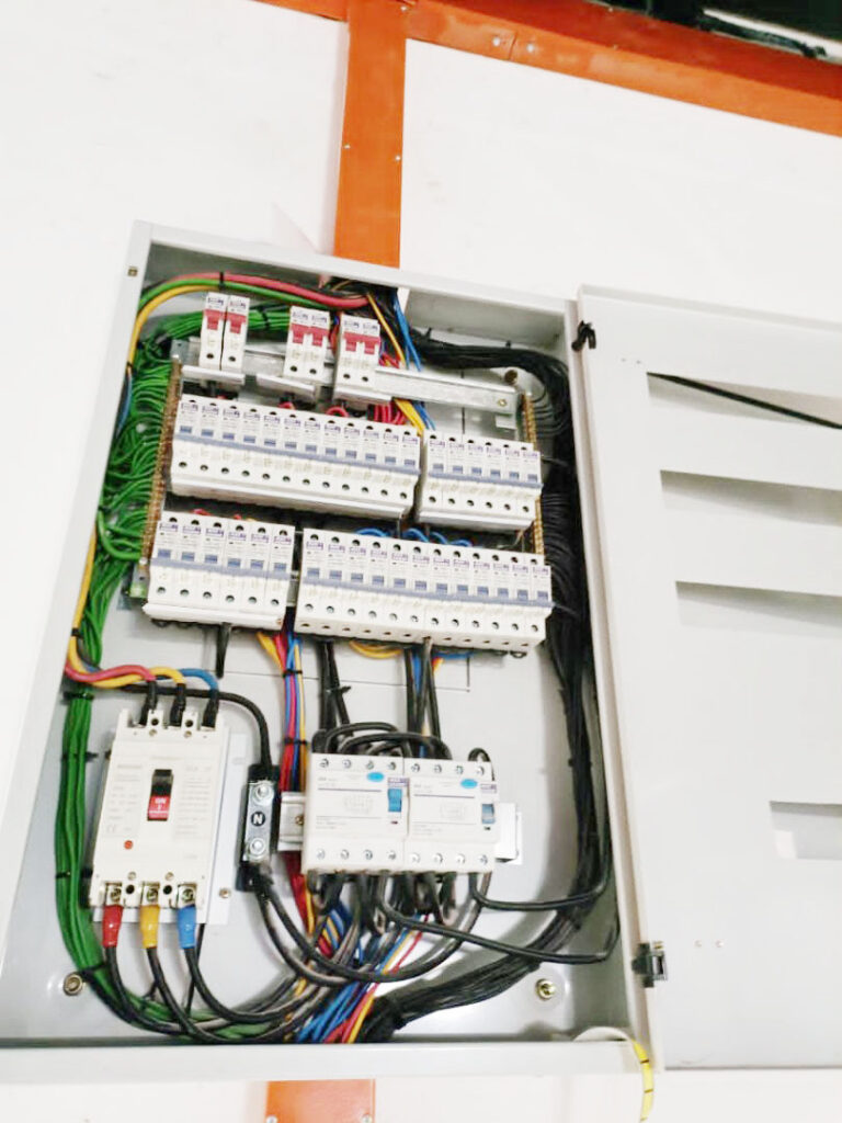 Utama - Khidmat Elektrik Profesional Malaysia